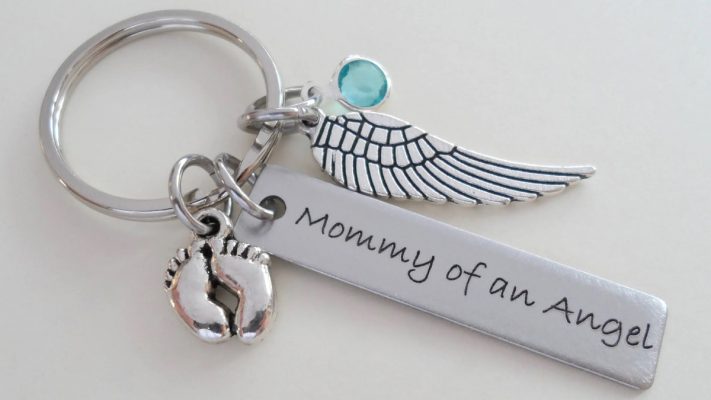 40 Memorial Gifts: In the Memory of the Loved and Lost
