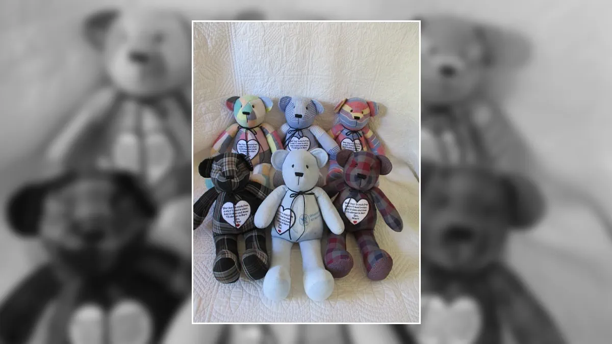 40 Memorial Gifts: In the Memory of the Loved and Lost