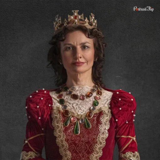 Custom Queen Royal Portrait from Photos | 100% Hand Painted
