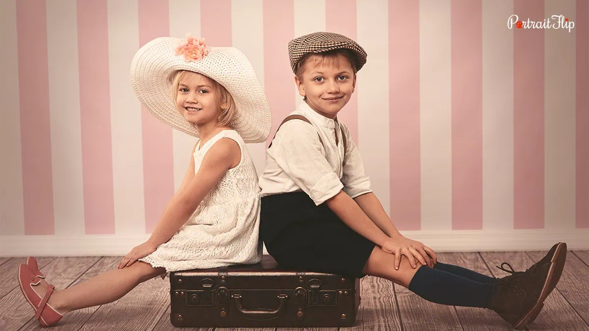 10 Sibling Pictures Ideas: Creative Sibling Photo Ideas For You
